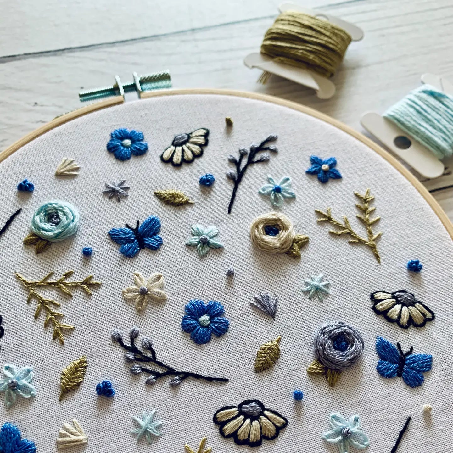 Full Embroidery Kit. Flower Power Diy Beginner Hoop Art Craft Blue and